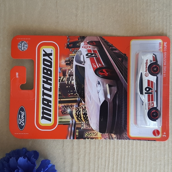 Mattel | Other | Matchbox 9 Ford Mustang Coupe White 221 Mbx Metro ...